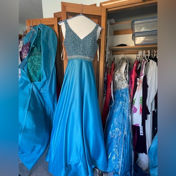 Dresses | Custom Made Gown | Poshmark